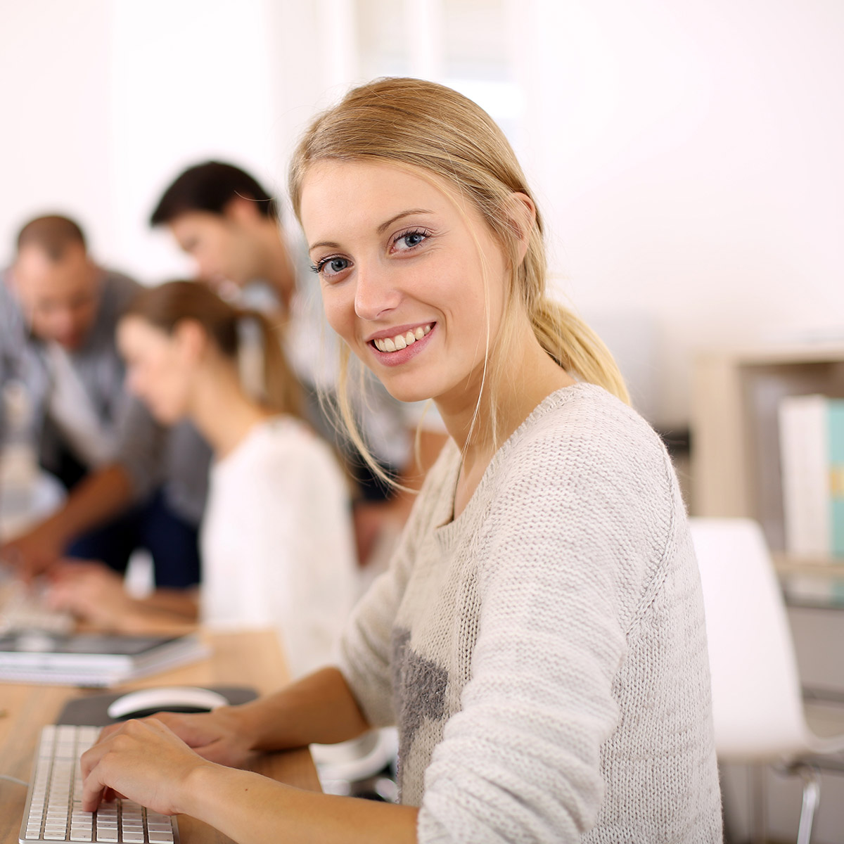 نرم افزار نمایشگاه واقعیت مجازی - اکوشار